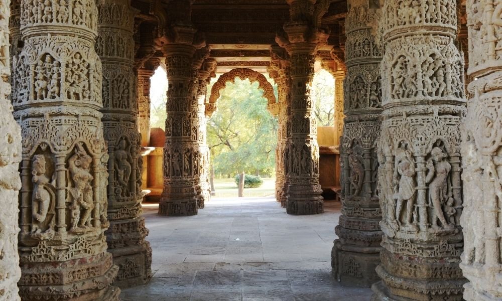 The Story of Indian History – Introduction - IHAR
